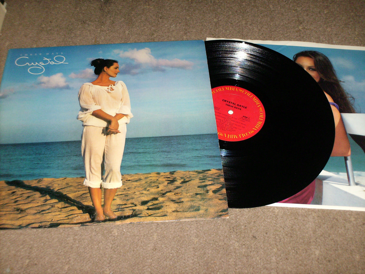 Crystal Gayle - These Days – Vinyl Memories