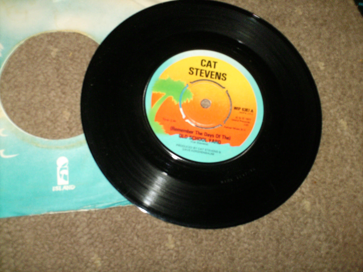 Cat Stevens - [Remember The Days Of The] Old School Yard – Vinyl Memories